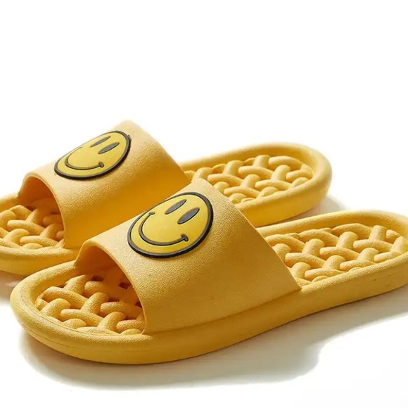 A Girl Thing | Shoes | Start Cute Smiley Face Slides Sandals | Poshmark